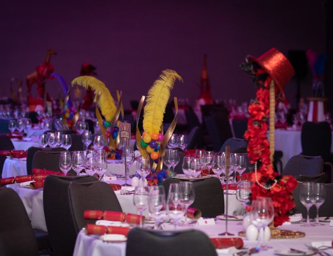 Glitter Top Hat Table Centres - Eventologists