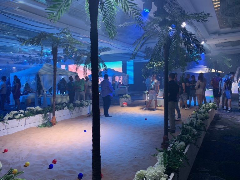 How To Style Your Venue For A Beach Party Theme - Eventologists