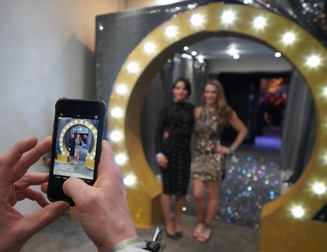 Glitz and Glam Party Theme | Eventologists