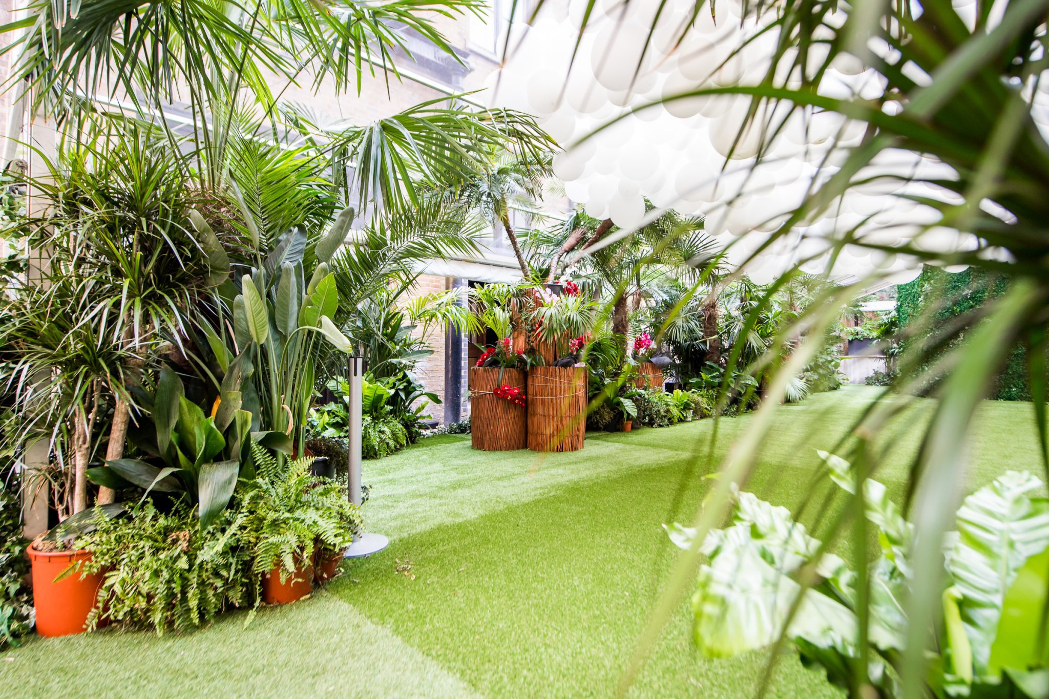 How To Decorate For A Sustainable Corporate Event - Eventologists