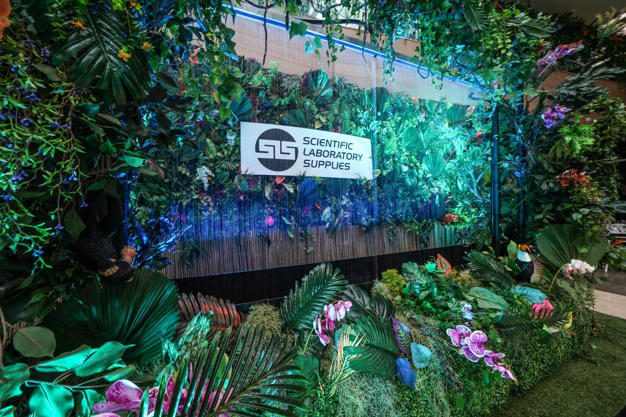 How To Style Your Venue For A Rio Carnival Themed Event - Eventologists