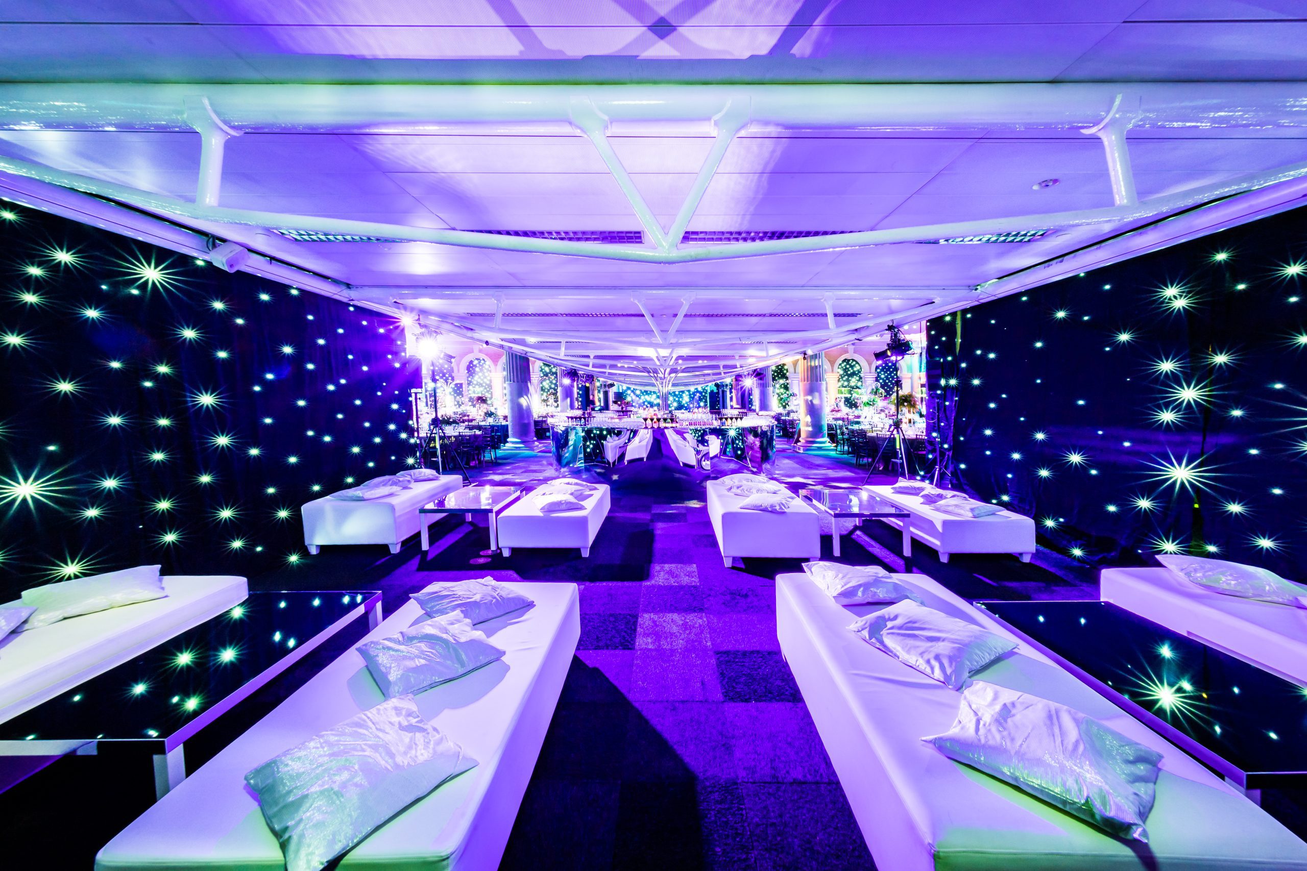 White Party Theme | Eventologists