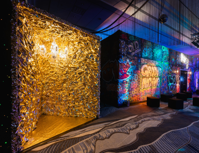 Glam Themed Backdrop - Eventologists